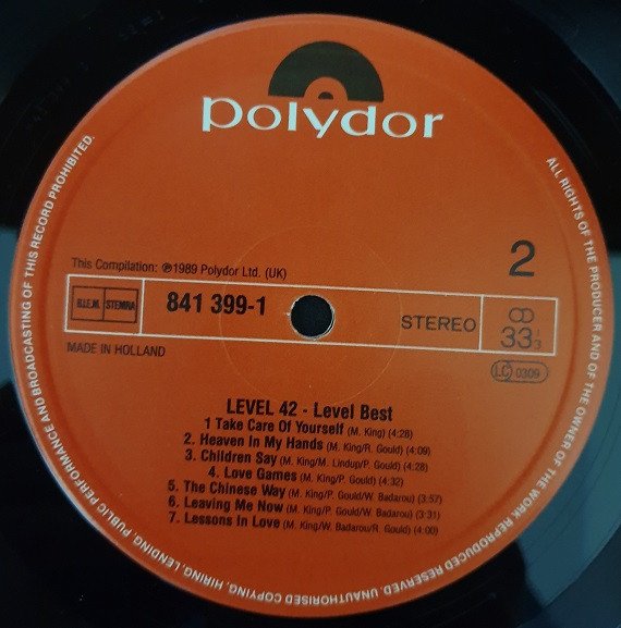 Level 42 - Level Best LP – Dreams on Vinyl – Vinilo de época